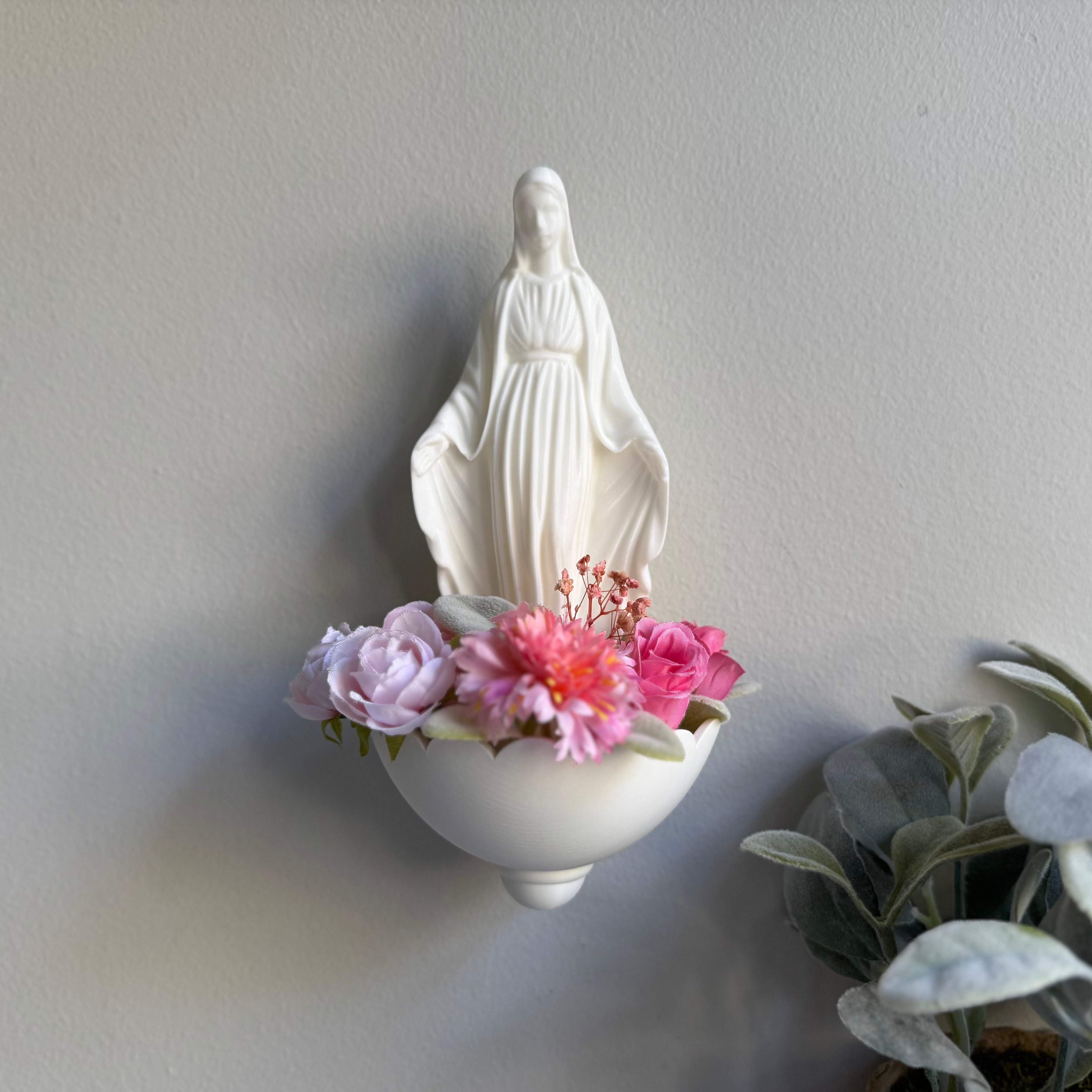 Immaculate Mary Holy Water Font – Be Still Prayer Space