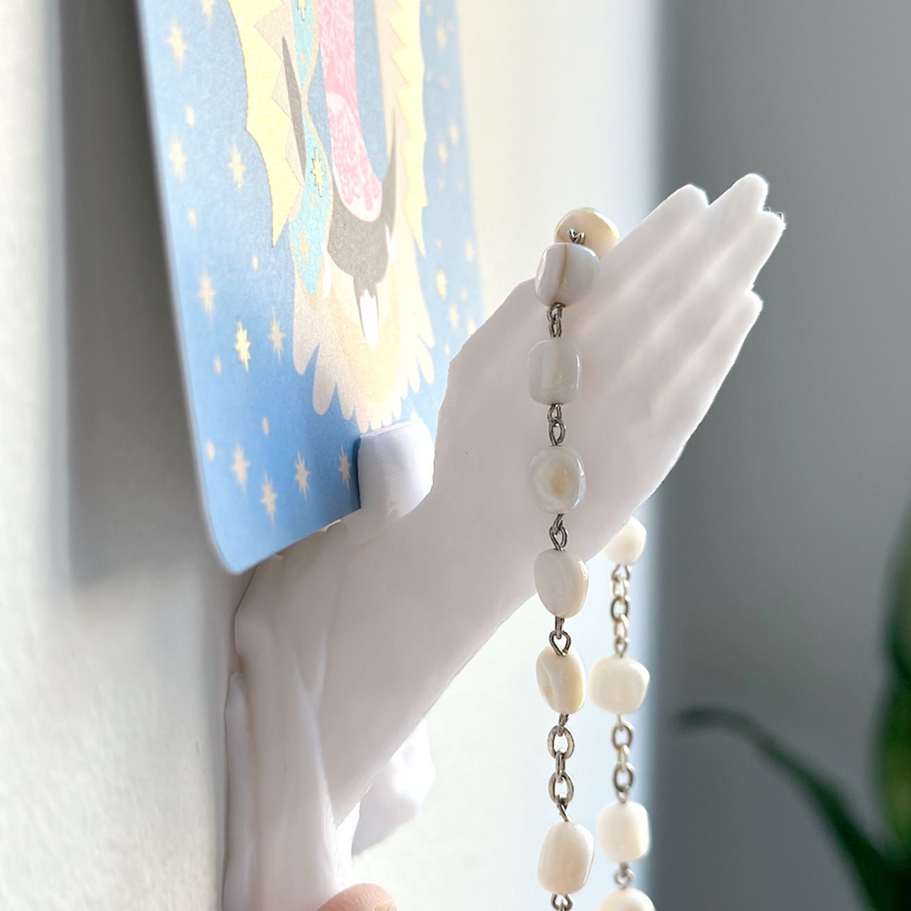 Prayer Hands Wall Holder – Be Still Prayer Space